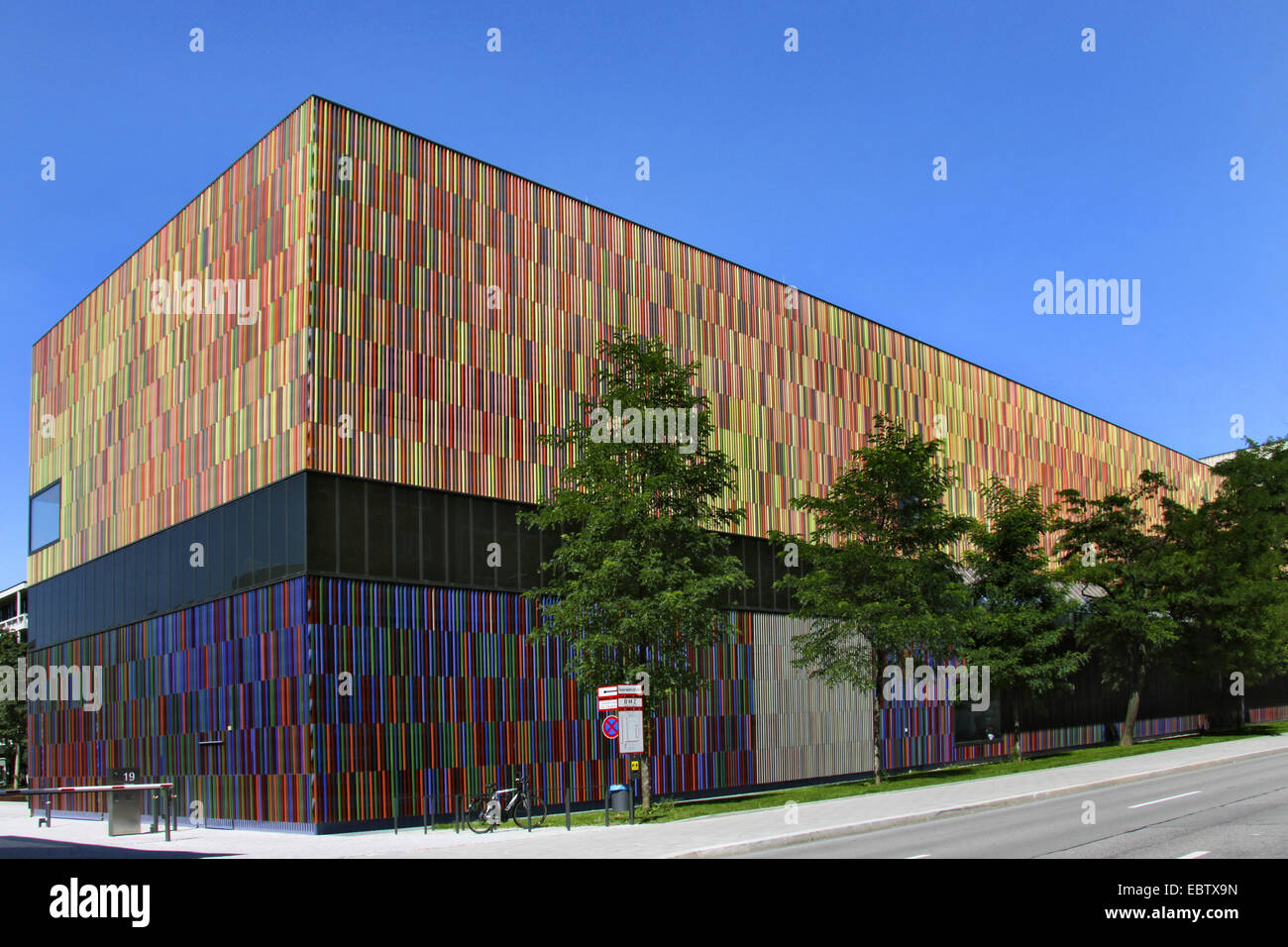 colourful ceramic facade of the Museum Brandhorst for modern and ...