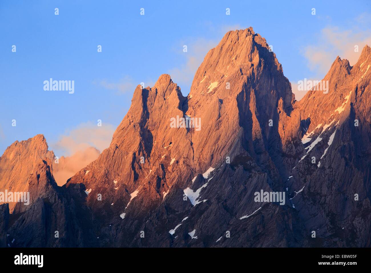 the mountain range 'Engelhoerner' in the afterglow, Switzerland ...