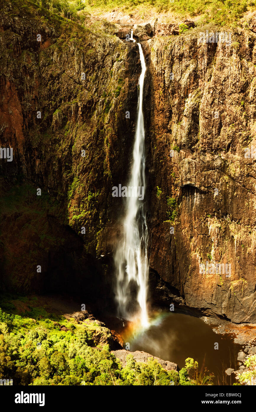 Wallaman falls hi-res stock photography and images - Alamy