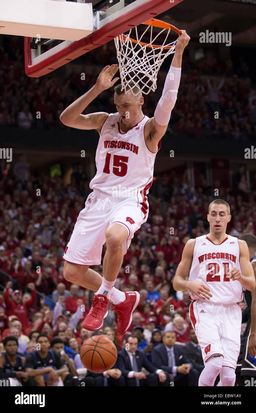 December 3, 2014: Wisconsin Badgers forward Sam Dekker #15 dunks the ...