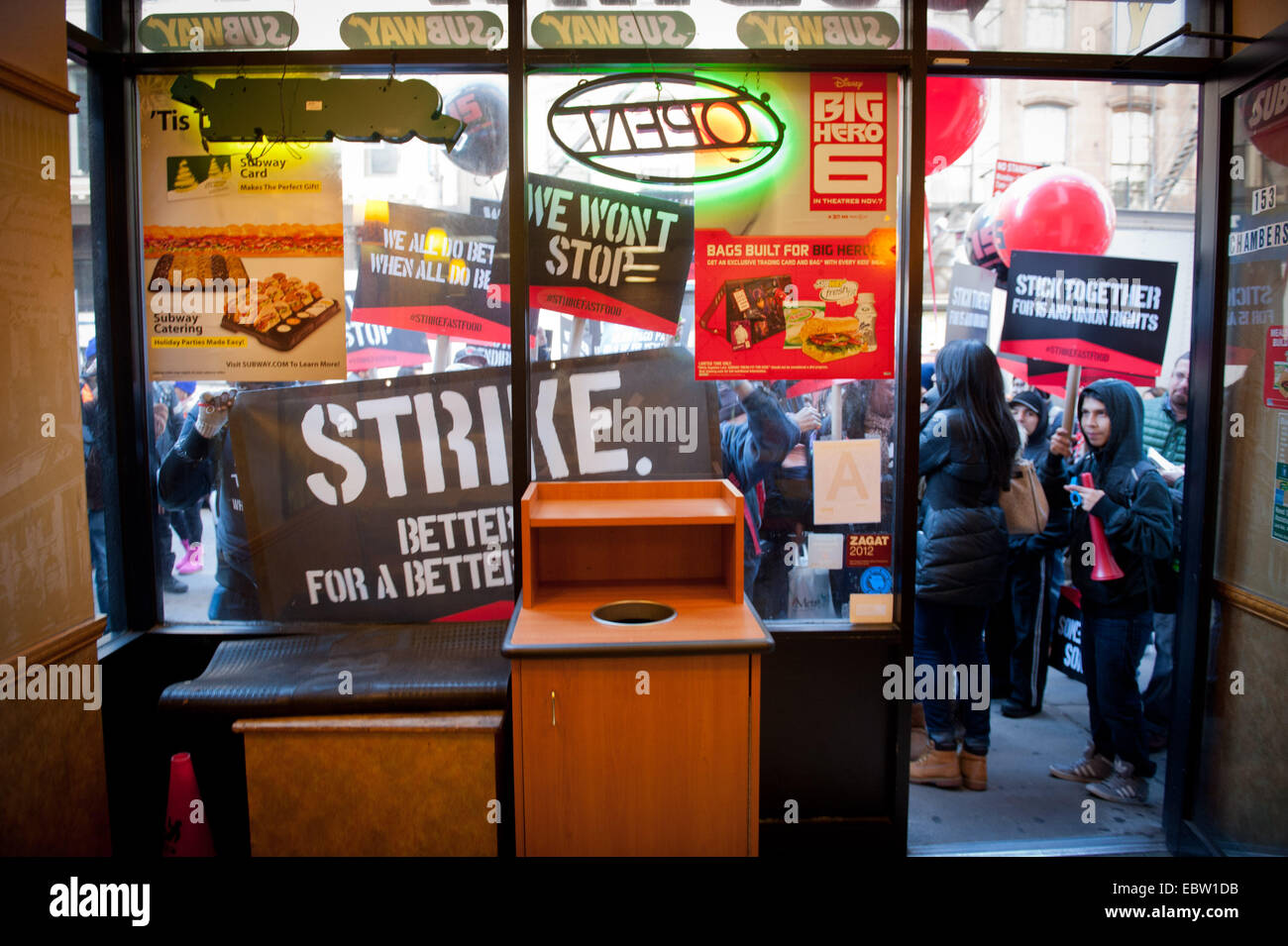 Manhattan, New York, USA. 4th Dec, 2014. Activists stop at a Subway ...