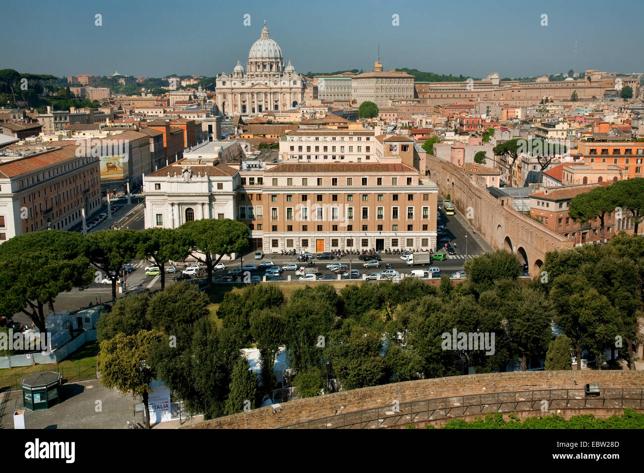 view from Castel Sant'Angelo to St. Peter's Basilica, Italy, Vatican ...