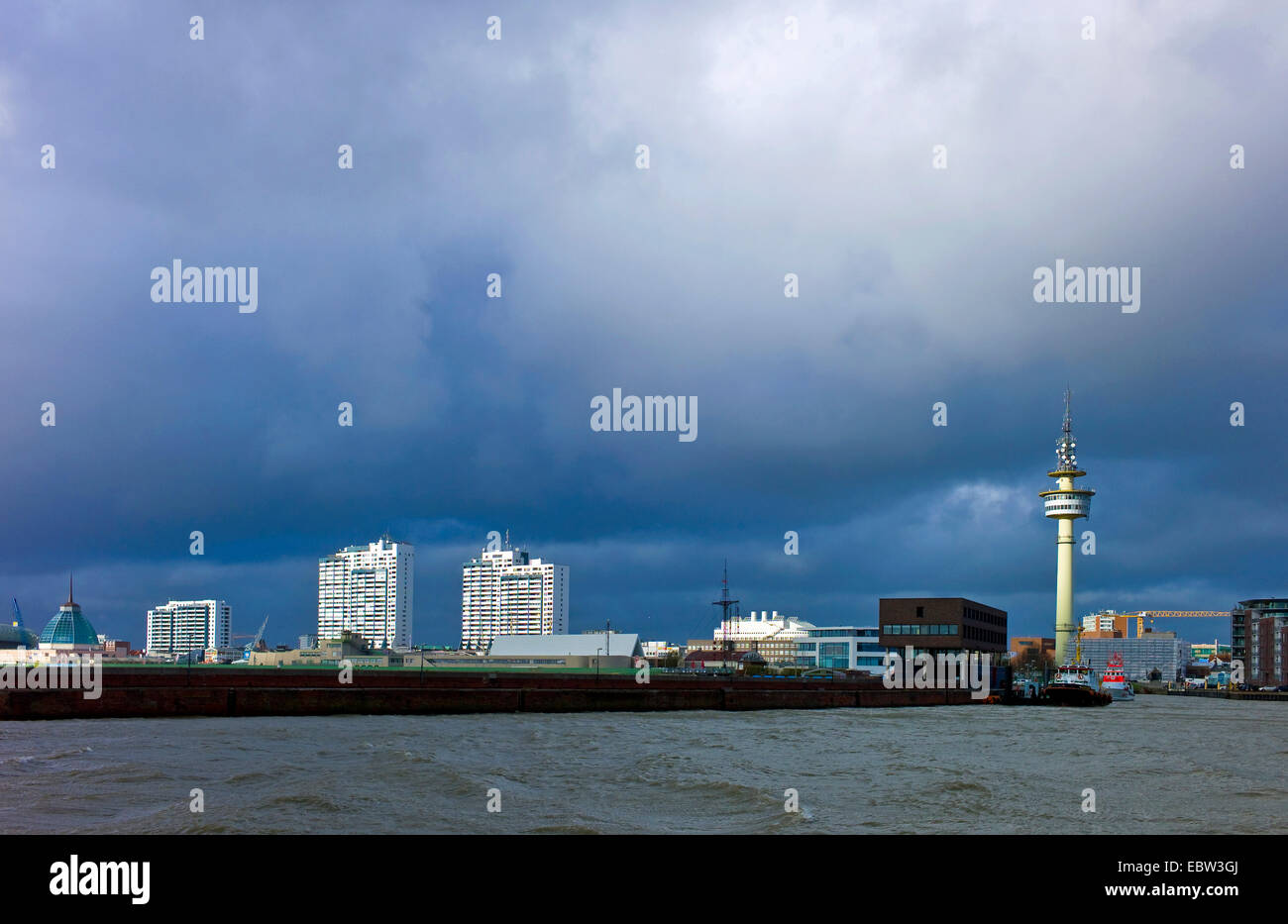 Rain over town hi-res stock photography and images - Alamy