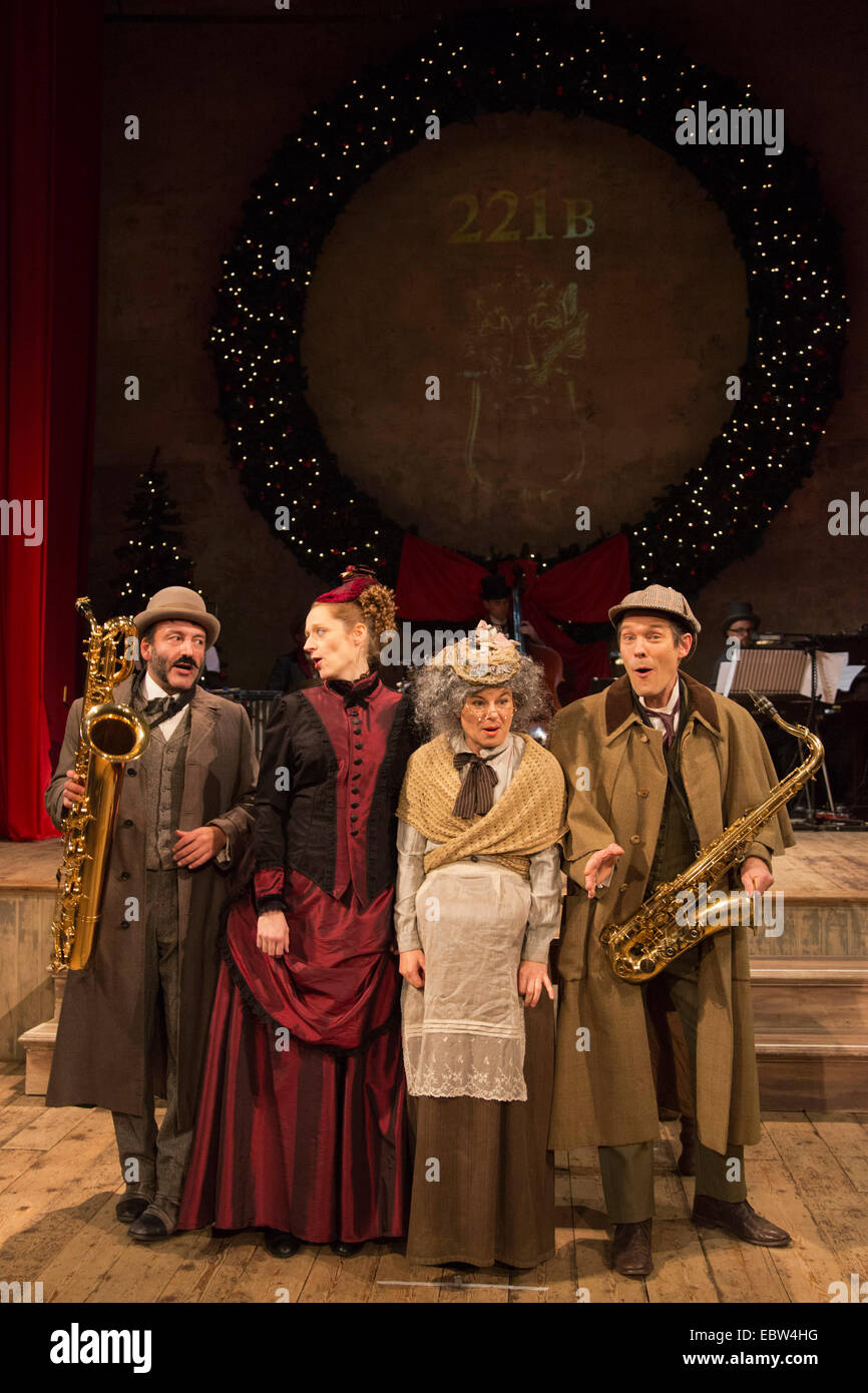 L-R: Toby Aitor Basauri, Petra Massey, Toby Park and Sophie Russell ...