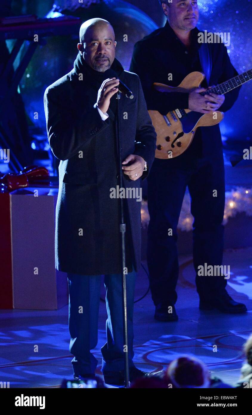 New York, NY, USA. 3rd Dec, 2014. Darius Rucker in attendance for 82nd ...