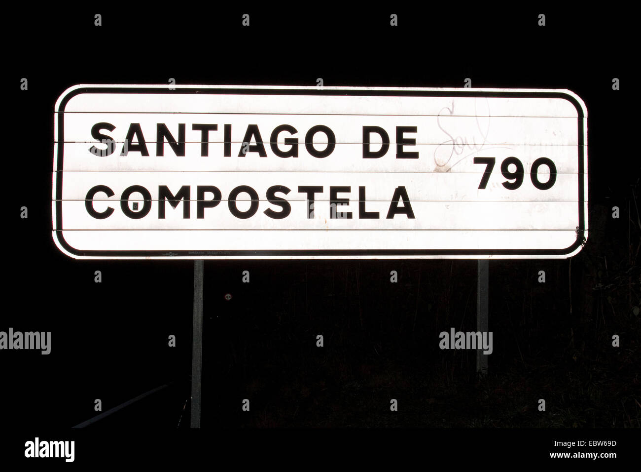 Traffic signs in spanish hi-res stock photography and images - Alamy