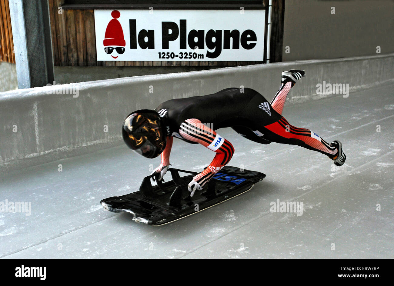 Female skeleton hi-res stock photography and images - Alamy