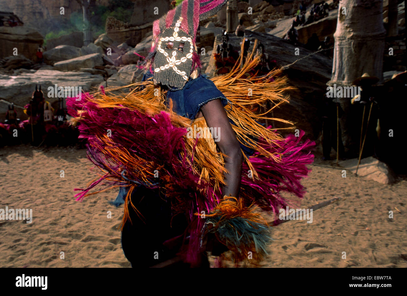 Dogon tribe hi-res stock photography and images - Alamy