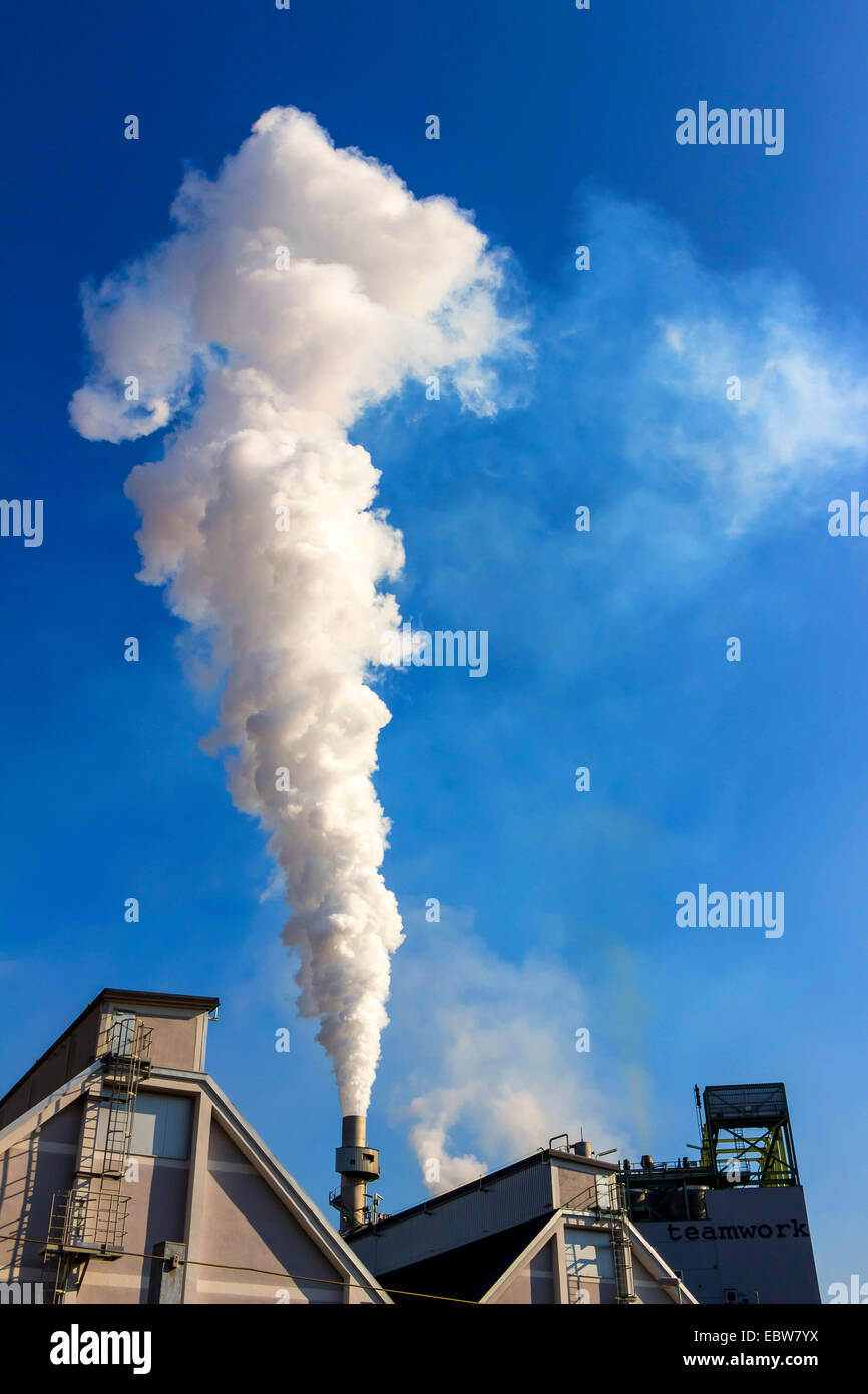 Smoking sections hi-res stock photography and images - Alamy