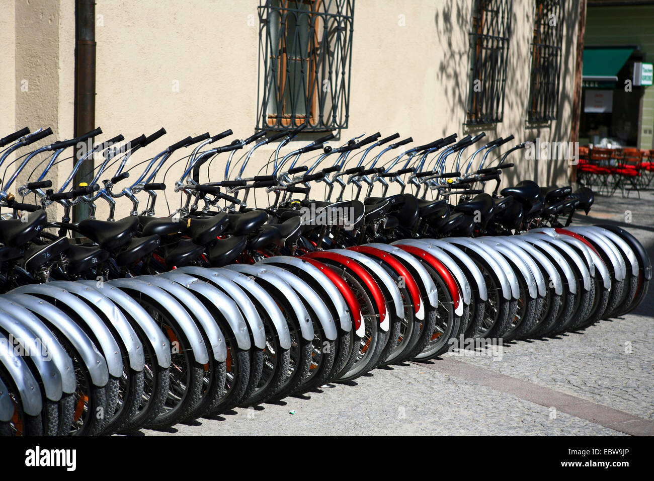Row of rental bikes hi-res stock photography and images - Alamy