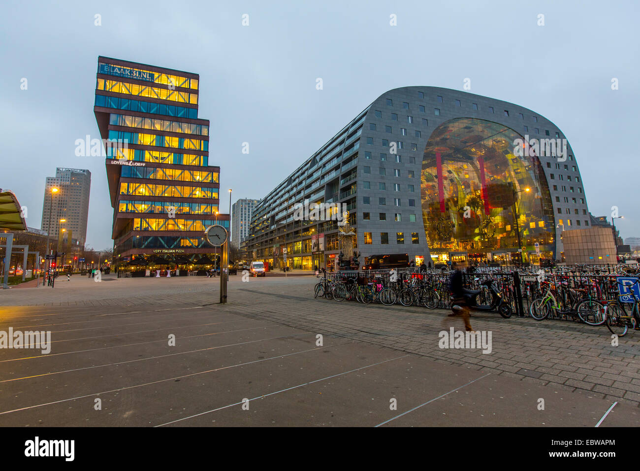 Markthal rotterdam hi-res stock photography and images - Alamy