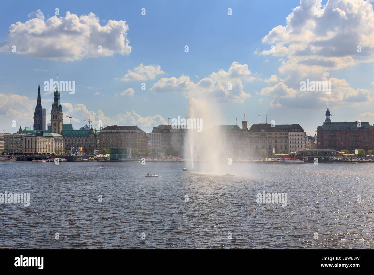 Hamburg binnenalster alster lake hi-res stock photography and images ...
