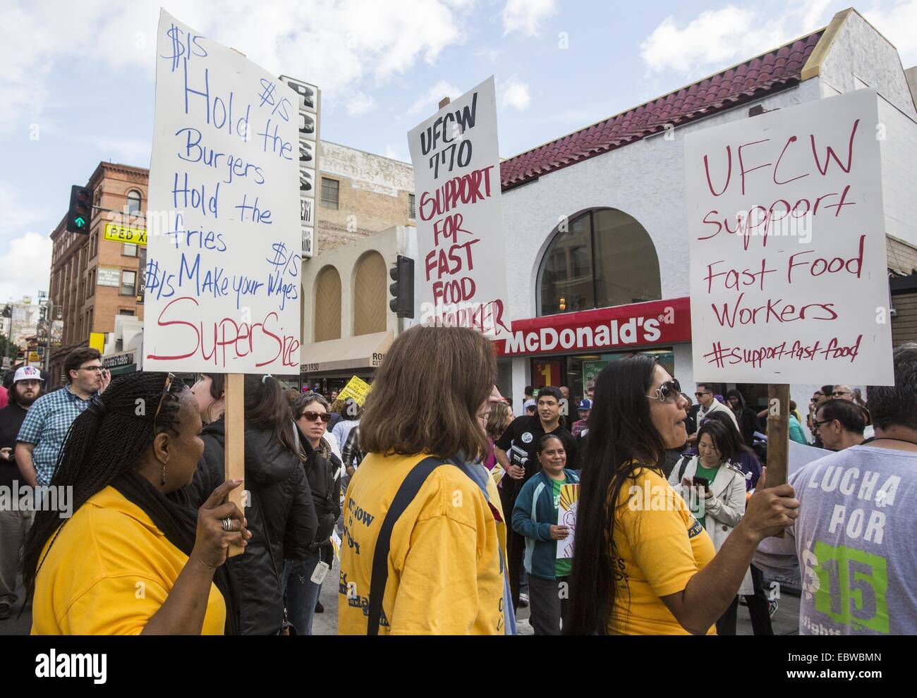 Los Angeles, California, USA. 4th Dec, 2014. Fast food workers and ...