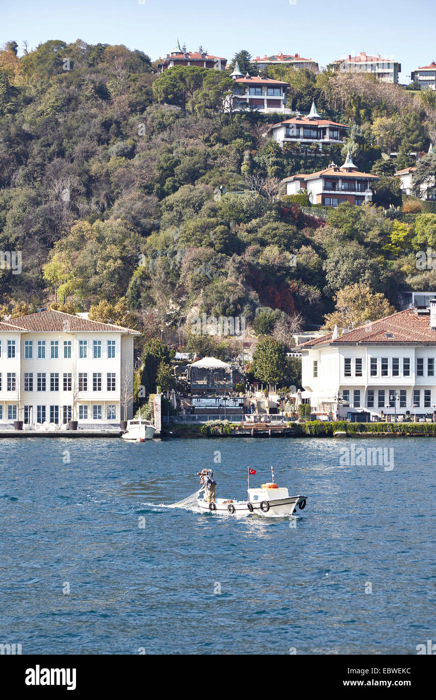 Fishing in the Bosphorus near European side Stock Photo - Alamy