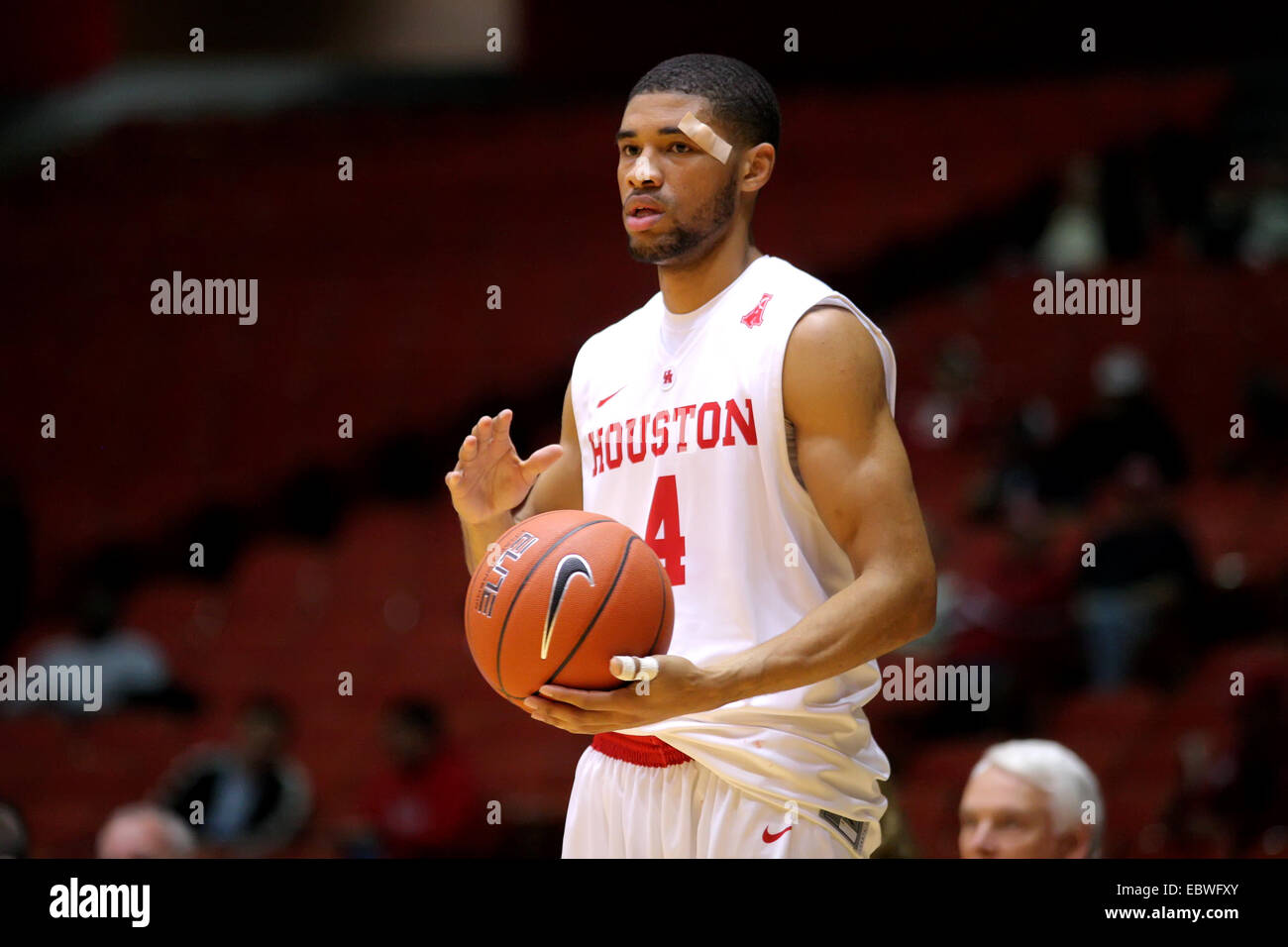 Houston, TX, USA. 04th Dec, 2014. University of Houston guard LeRon ...