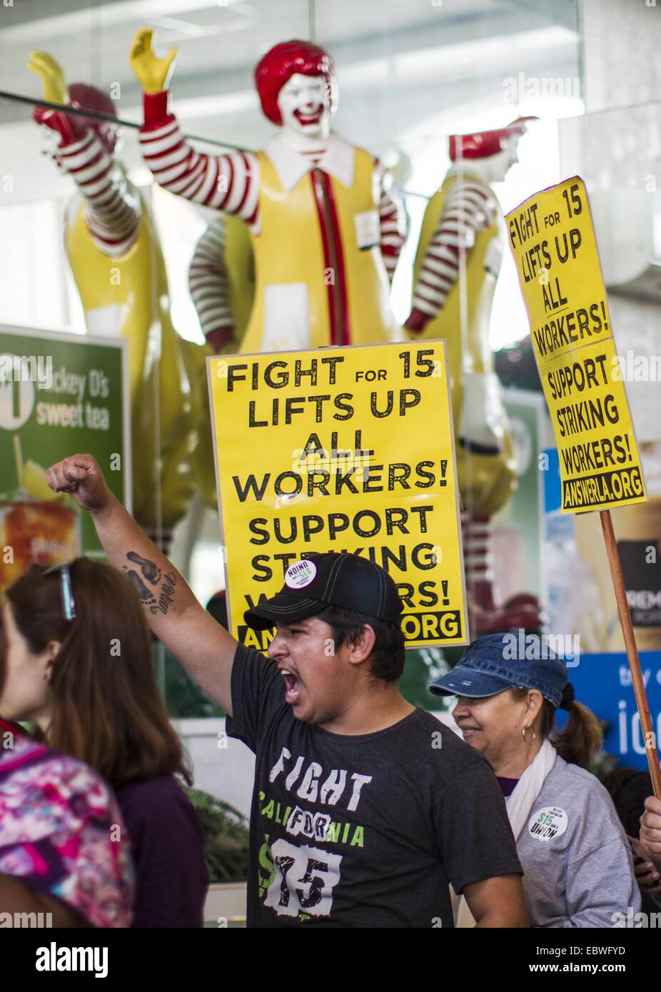 Los Angeles, California, USA. 4th Dec, 2014. Fast food workers and ...