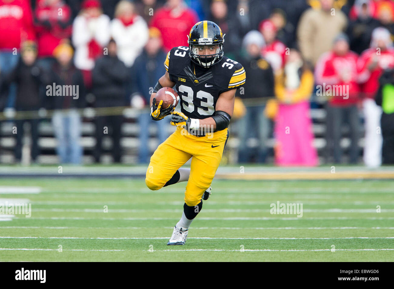 Iowa City, IA. USA. 28th Nov, 2014. Iowa Hawkeyes running back Jordan ...