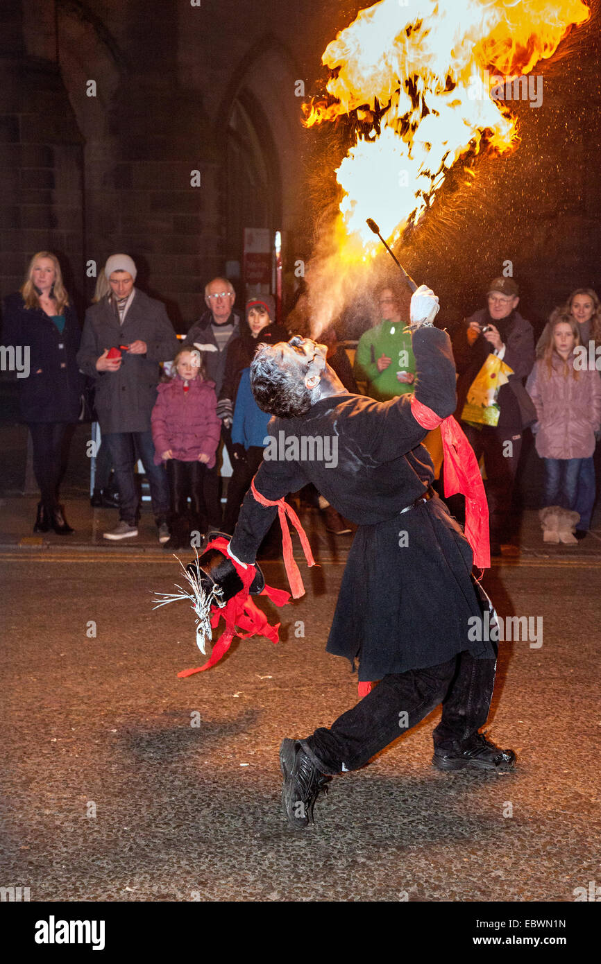 Jester street performer medieval hi-res stock photography and images ...