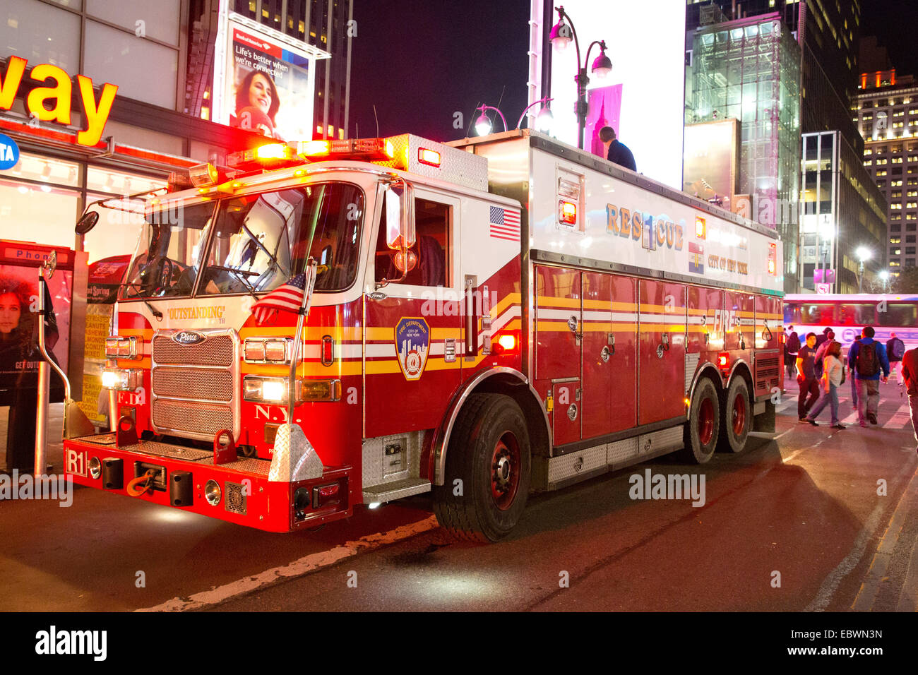 Fdny rescue 1 hi-res stock photography and images - Alamy
