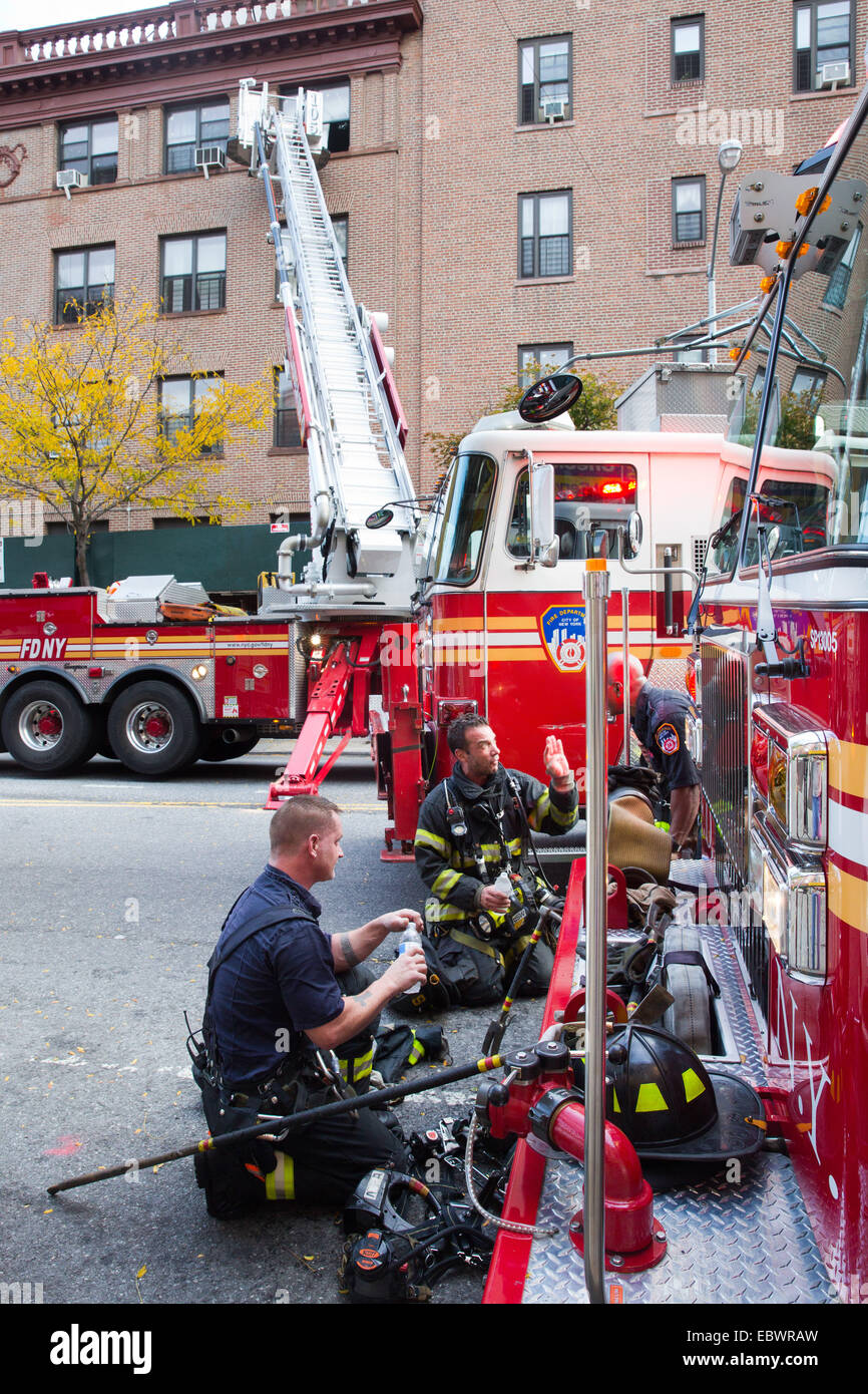 FDNY in action, 2nd Alarm, Box 1069, 781 Washington Ave, Brooklyn, Oct ...