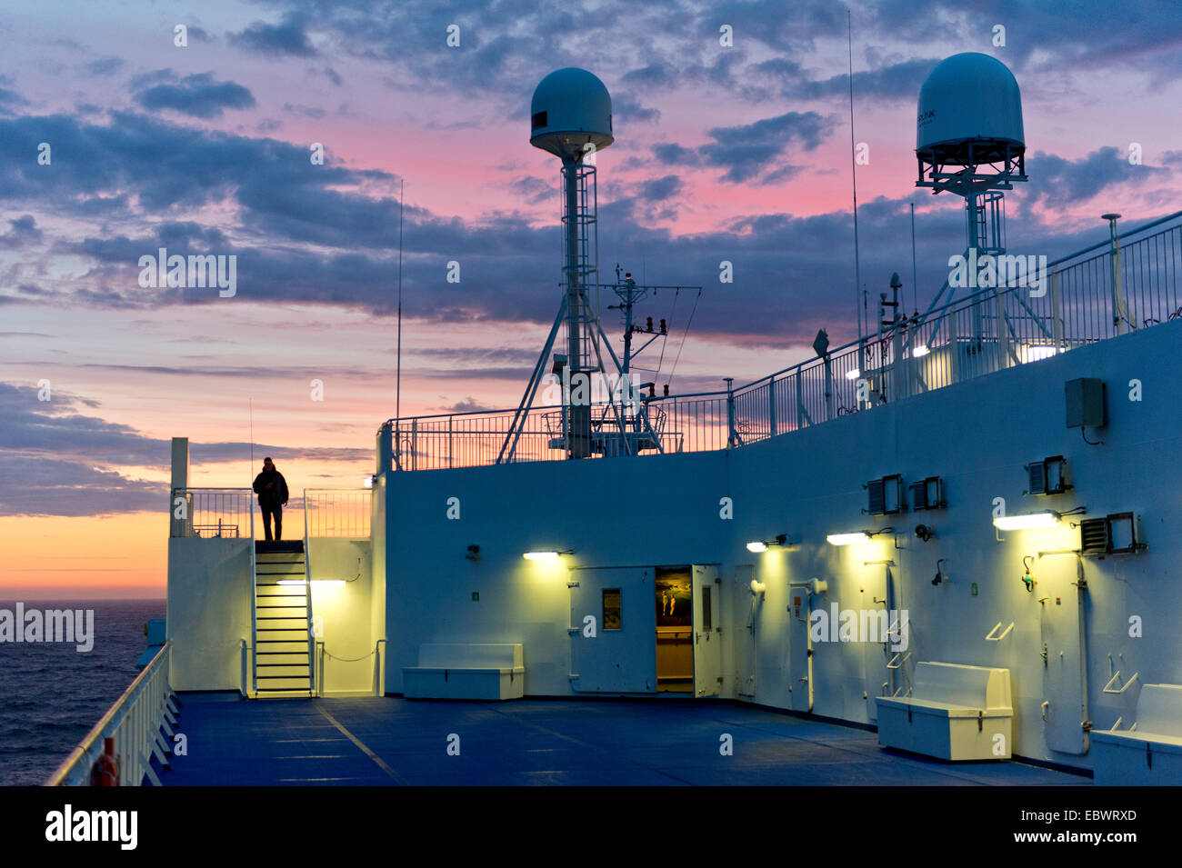 Navigation deck hi-res stock photography and images - Alamy
