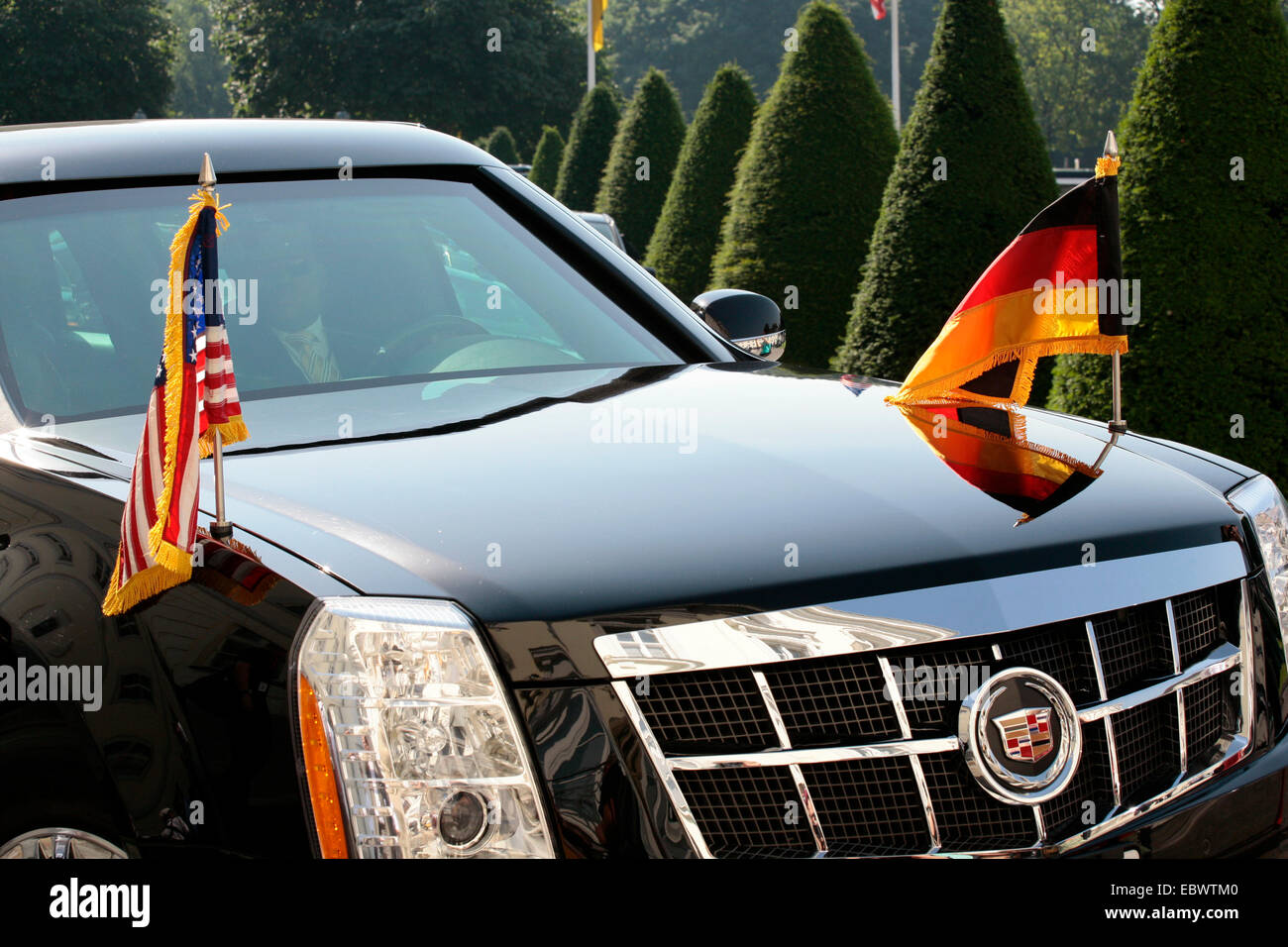 Us president car the beast hi-res stock photography and images - Alamy