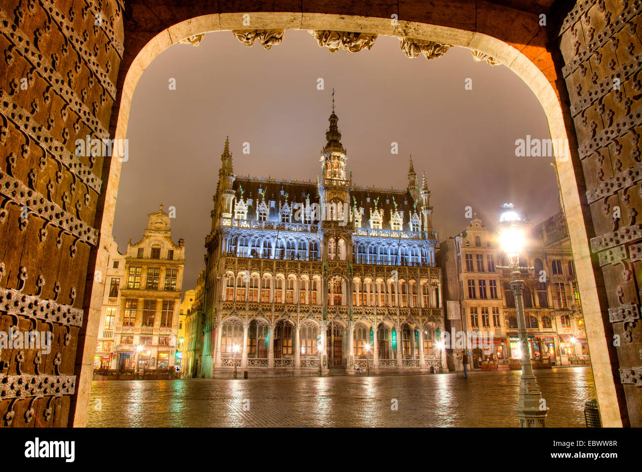 Guild emblems hi-res stock photography and images - Alamy