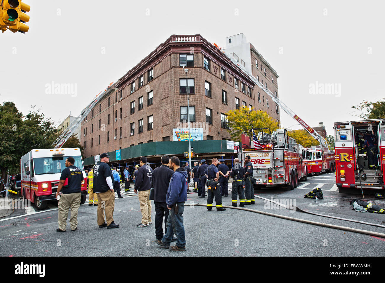 Fdny box hi-res stock photography and images - Alamy