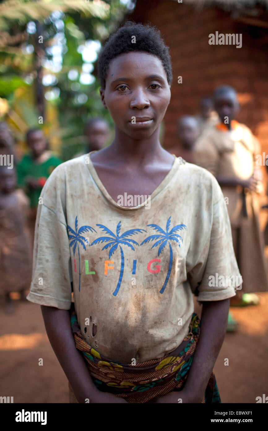 Burundi burundian woman hi-res stock photography and images - Alamy