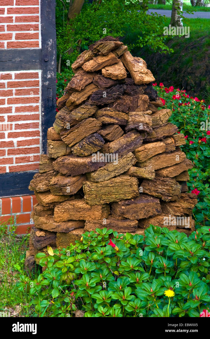 Peat cutting stack hi-res stock photography and images - Alamy