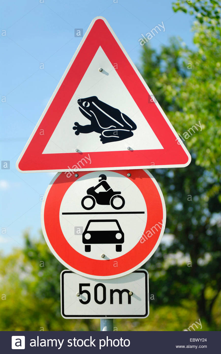Toads Road Sign Stock Photos & Toads Road Sign Stock Images - Alamy