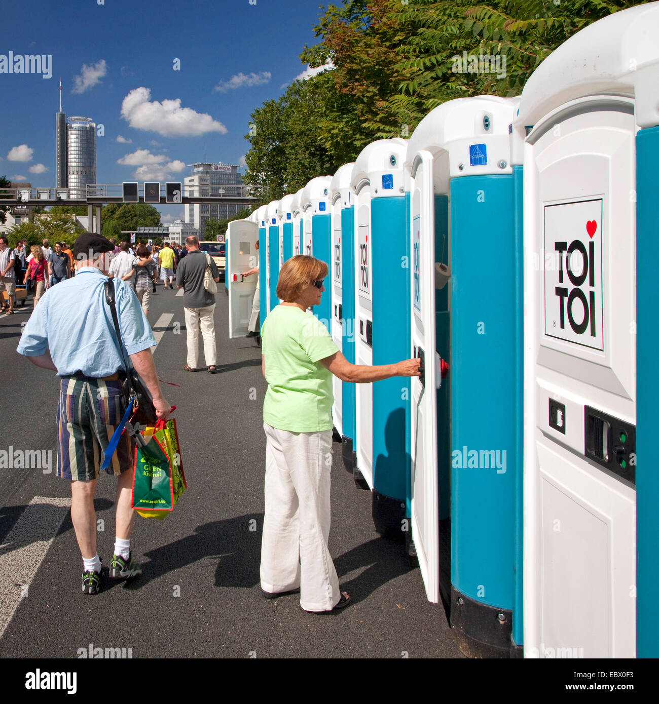 Toilets motorway hi-res stock photography and images - Alamy