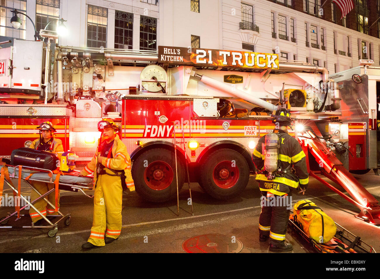 Fdny box hi-res stock photography and images - Alamy