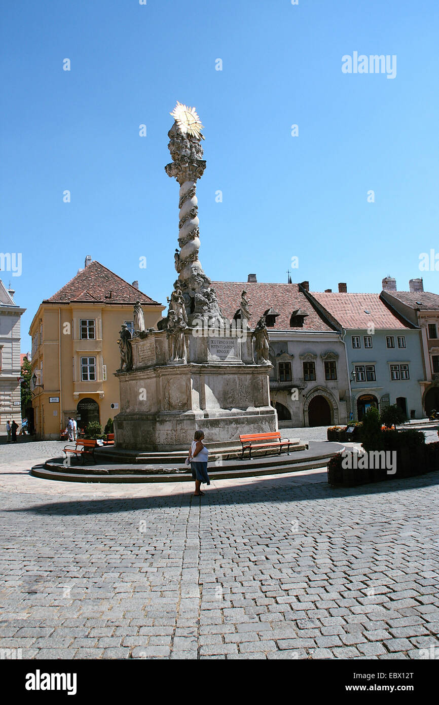 Old town square hungary hi-res stock photography and images - Alamy