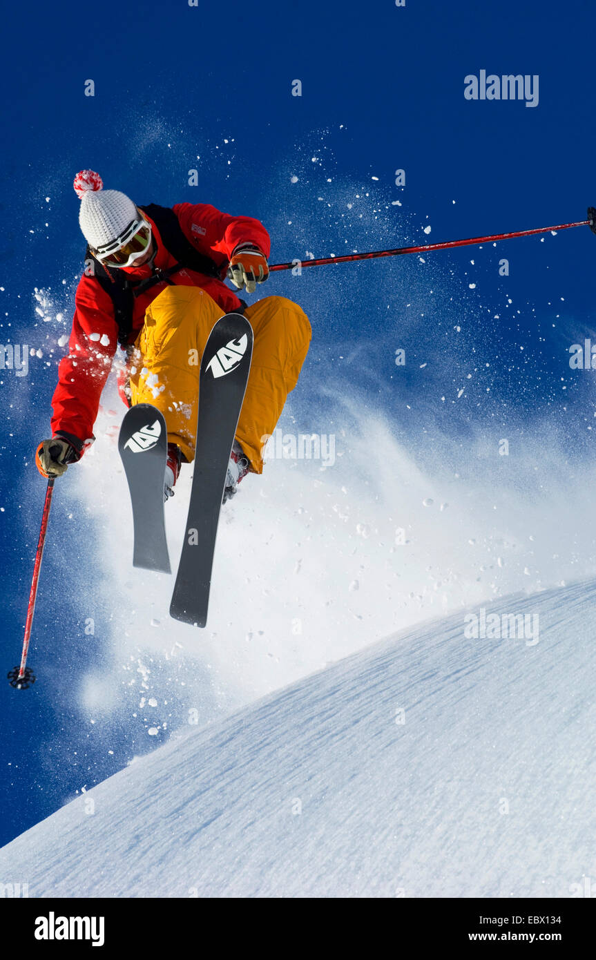 Jumping poles hi-res stock photography and images - Alamy