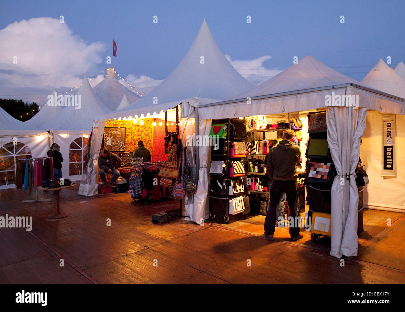 4 booth booths sales booth sales booths hi-res stock photography and images - Alamy