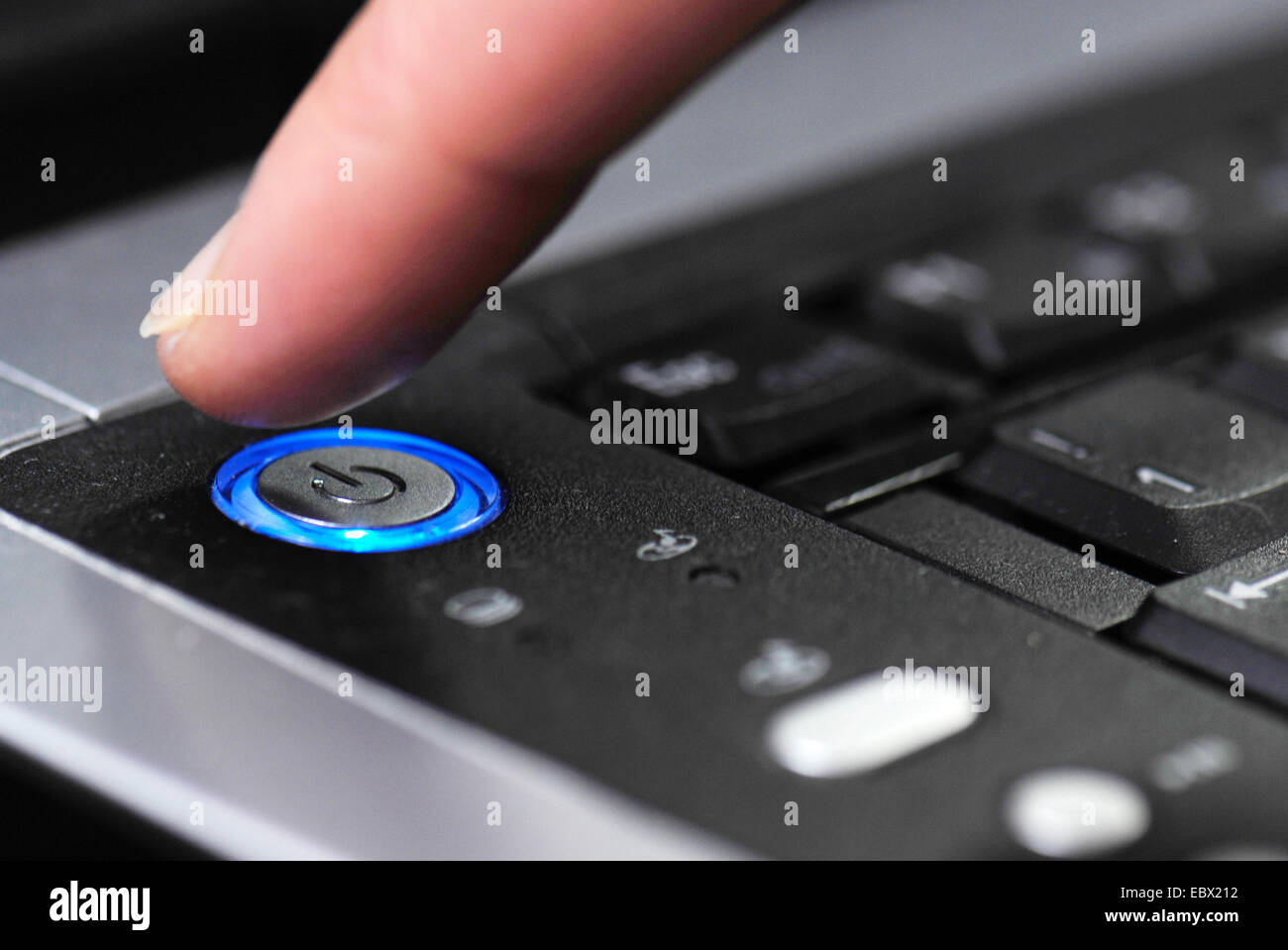 Power button computer hi-res stock photography and images - Alamy