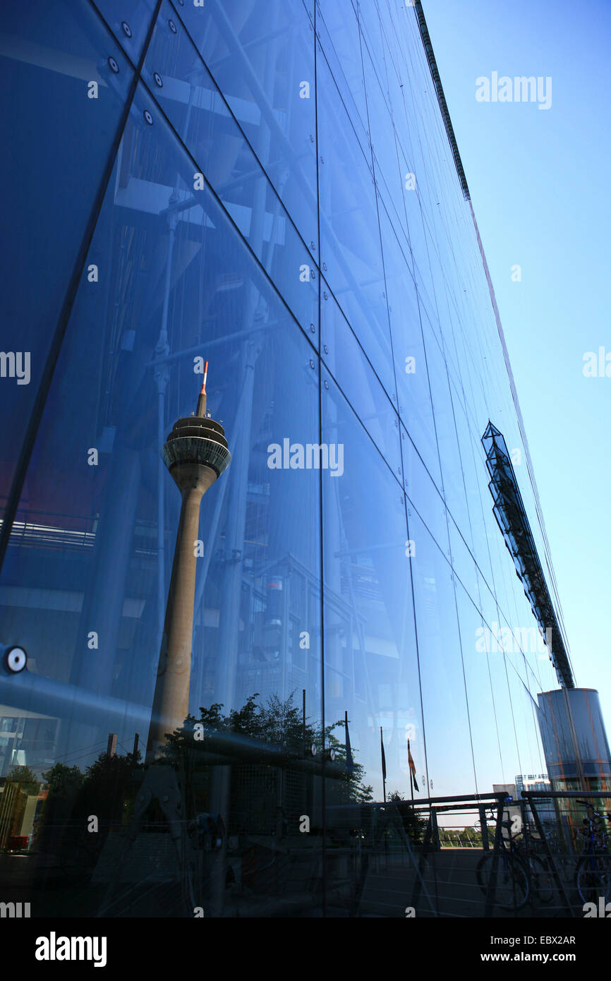 New chancellery building hi-res stock photography and images - Alamy