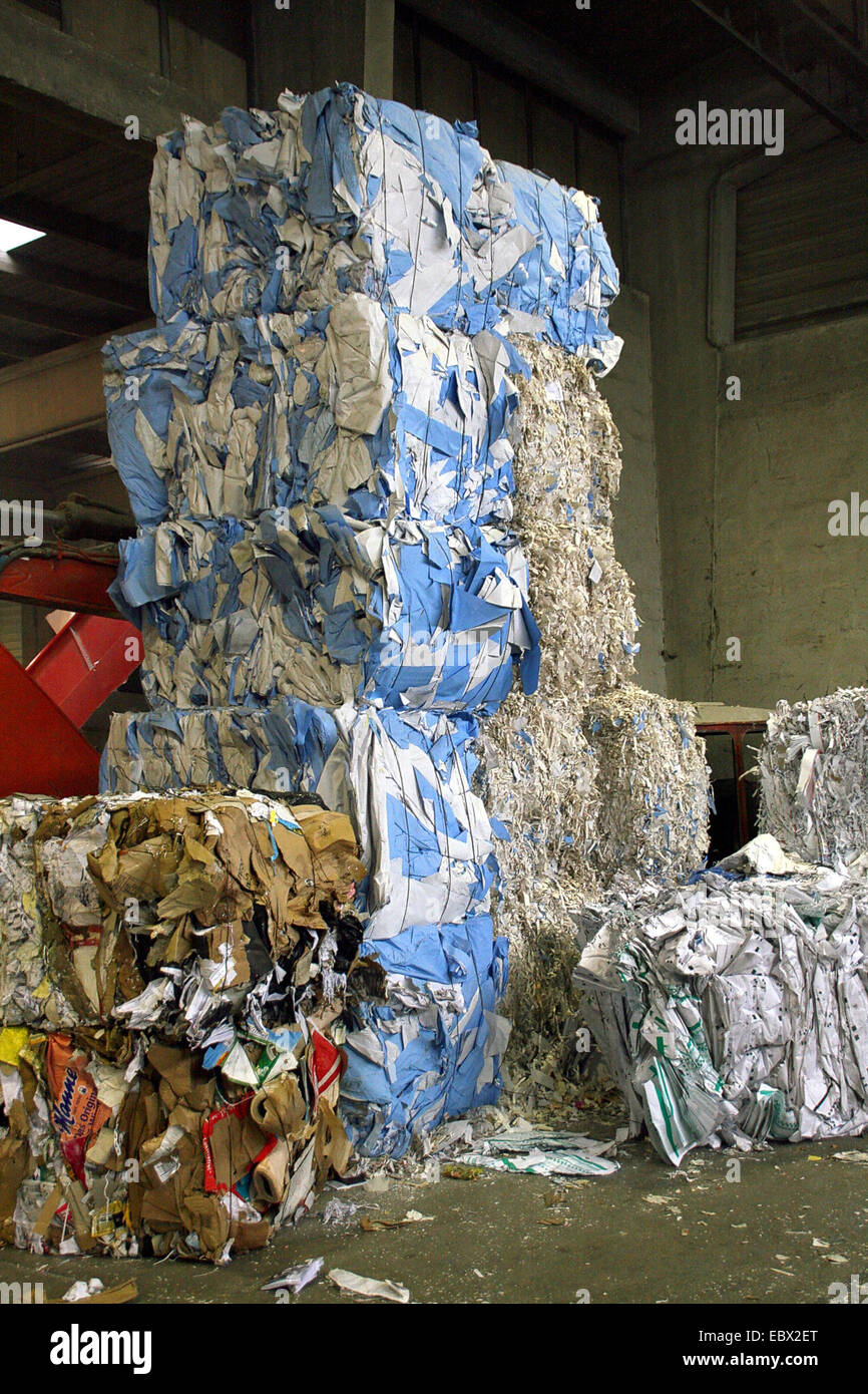 waste paper recycling Stock Photo - Alamy