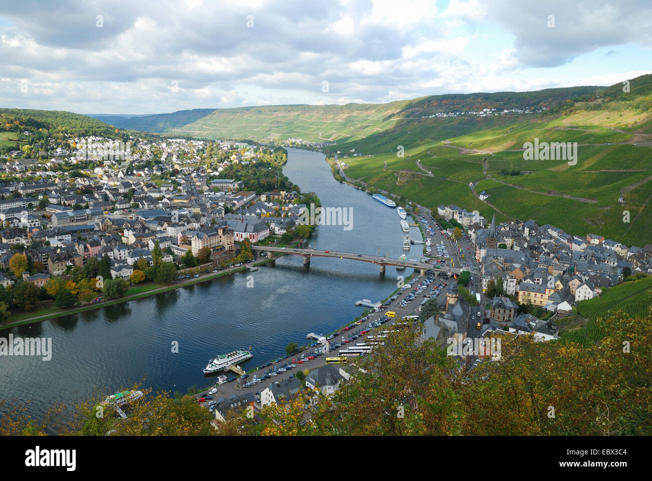Bernkastel kues moselle bridge hi-res stock photography and images - Alamy