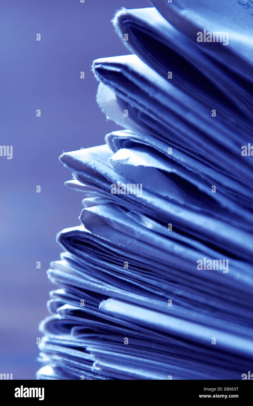 Stack of paper hi-res stock photography and images - Alamy