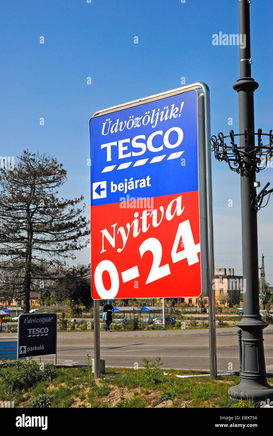 Tescos entrance hi-res stock photography and images - Alamy