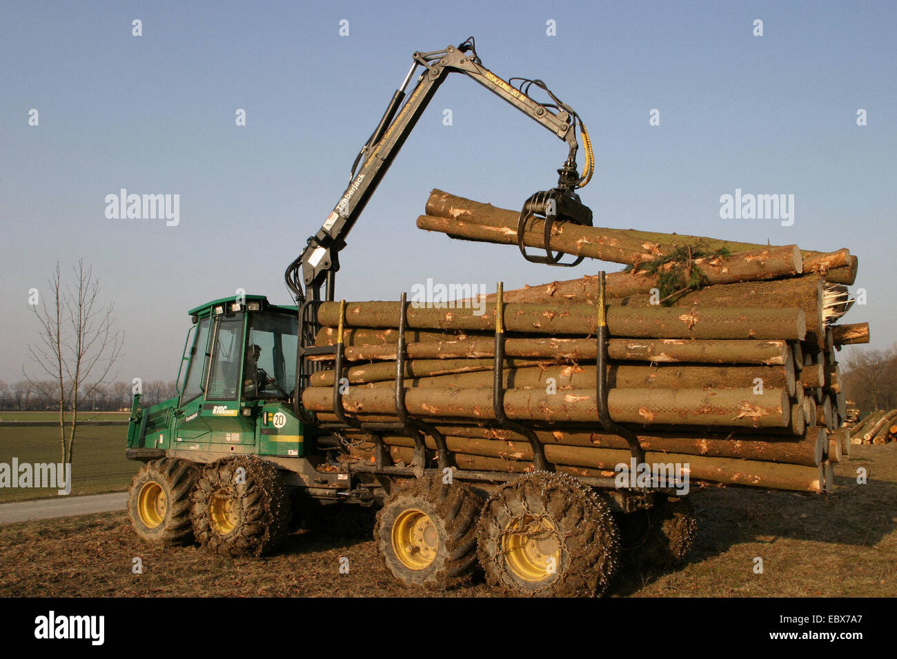 Heavily loaded tractor hi-res stock photography and images - Alamy