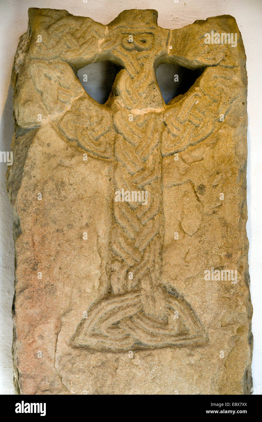 Crux Christi plaitwork cross slab 9/10th Century, Margam Stones Museum ...