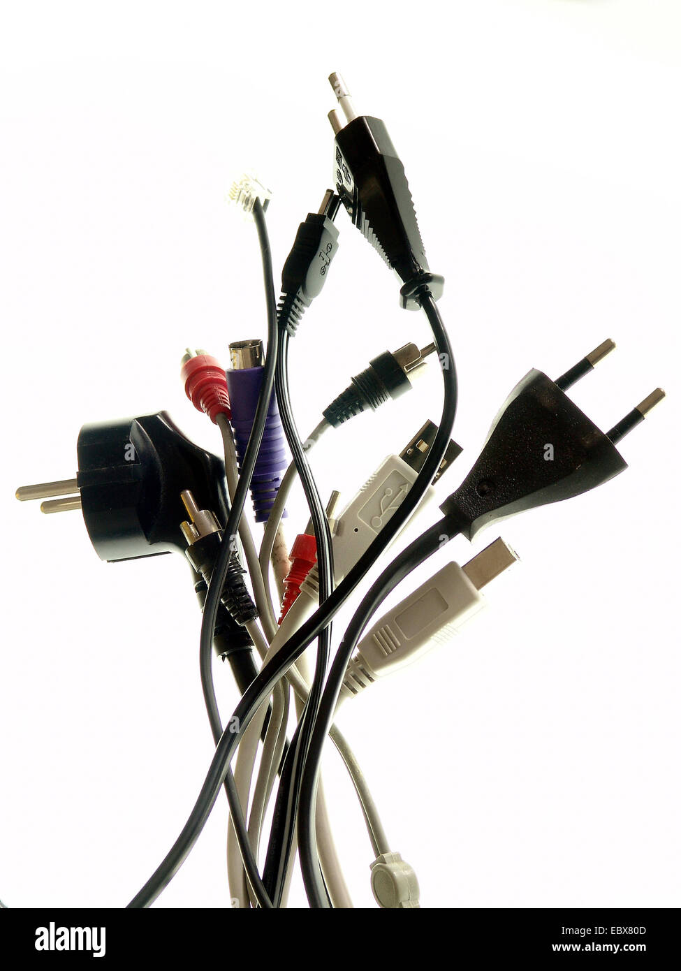 Computer cable clutter hi-res stock photography and images - Alamy