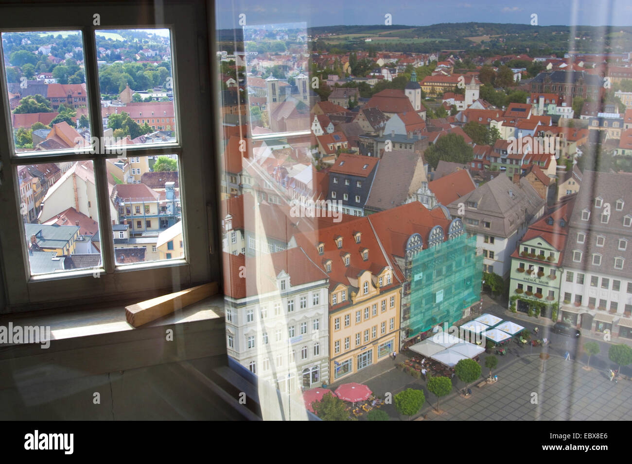 City through a window hi-res stock photography and images - Alamy