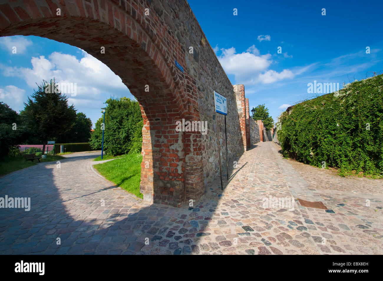 archway through historical city wall, Germany, Brandenburg, Uckermark ...
