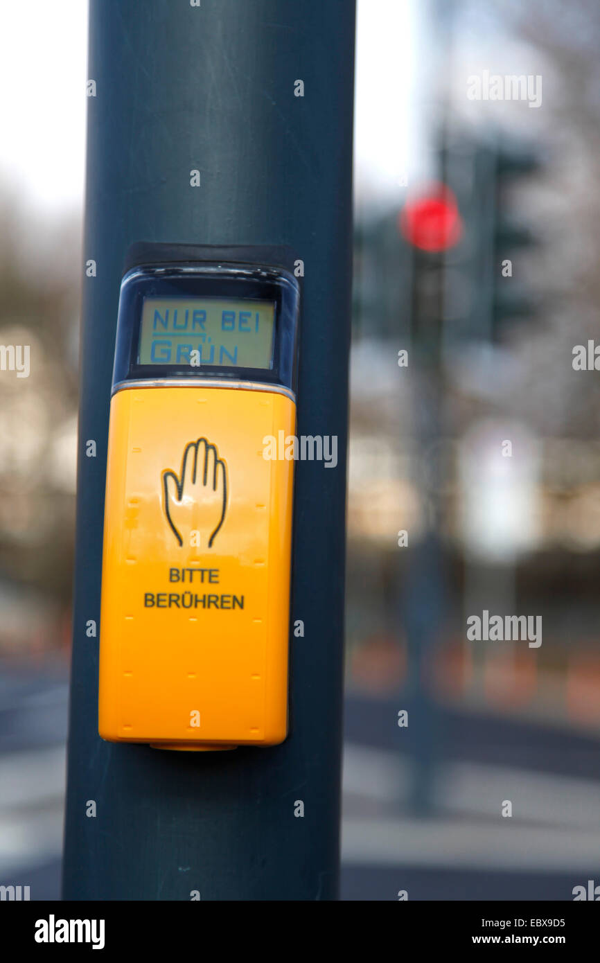 Security light with sensor hi-res stock photography and images - Alamy