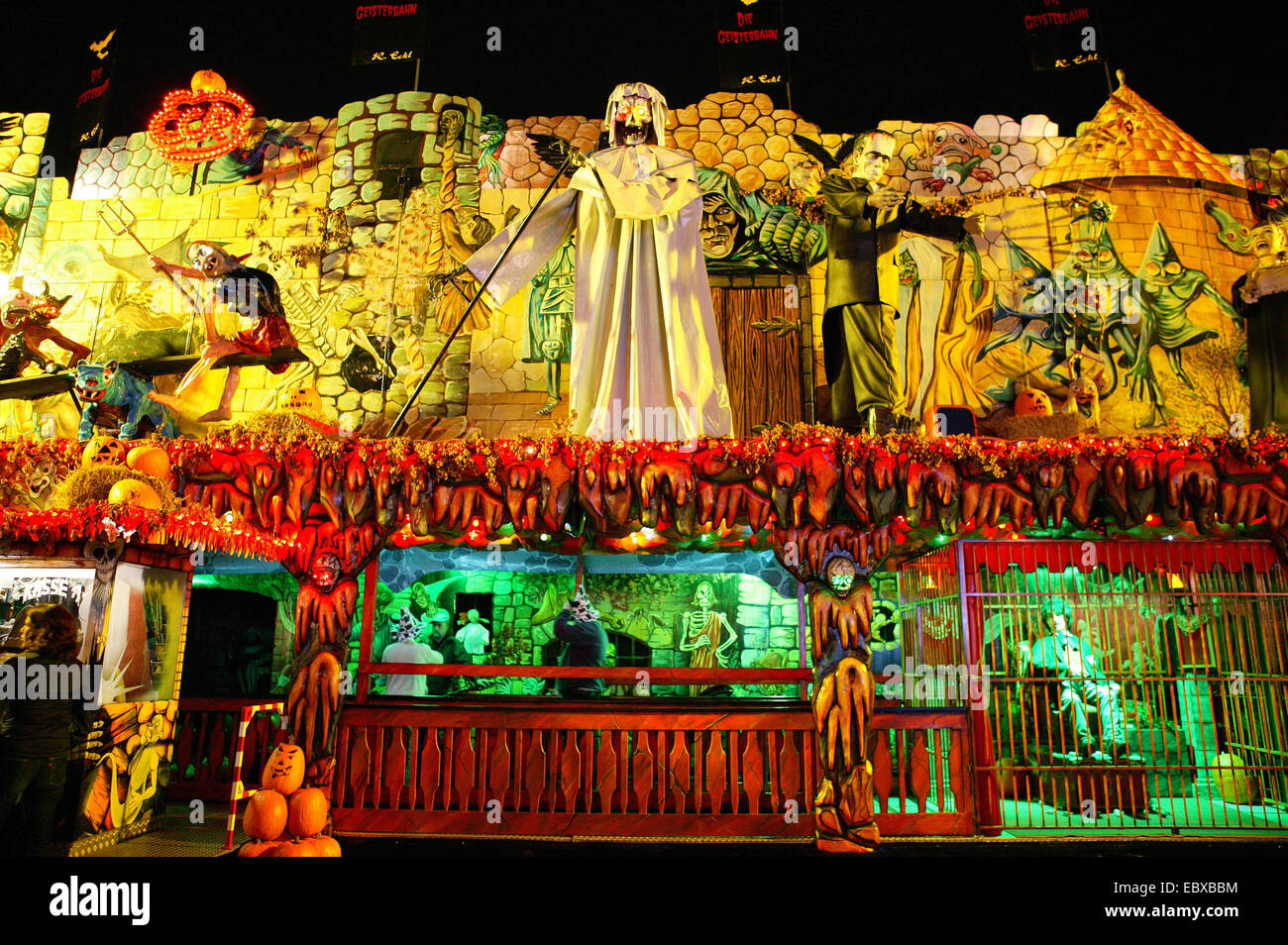 Haunted house at oktoberfest hi-res stock photography and images - Alamy