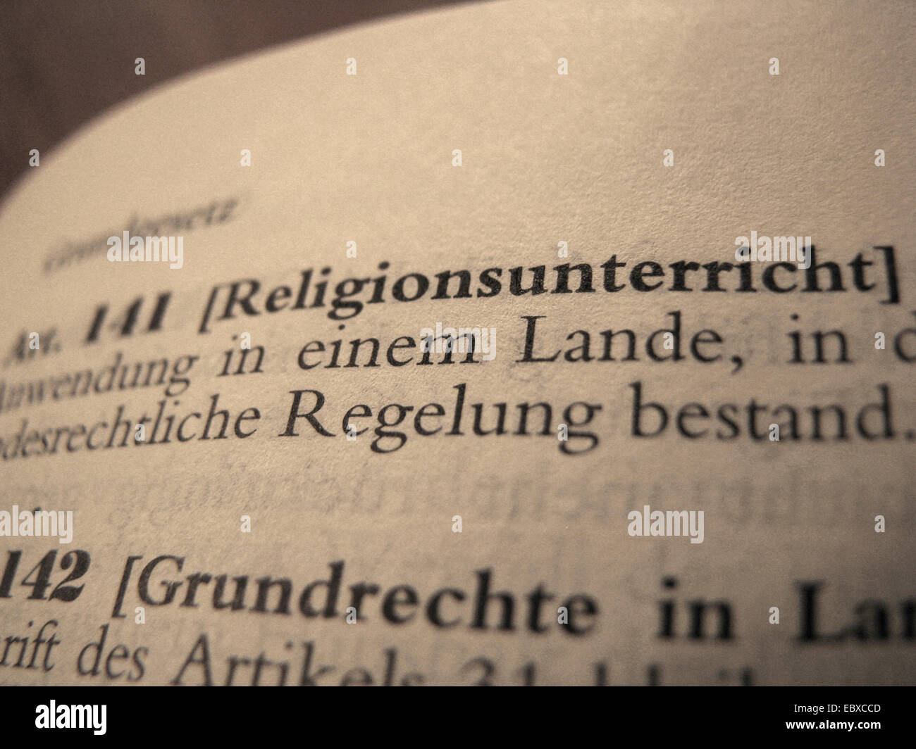 Article 141 hi-res stock photography and images - Alamy